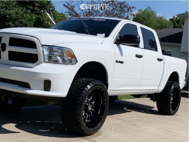 2017 Ram 1500 with 24x14 -76 Hardcore Offroad Hc11 and 35/13.5R24 AMP ...