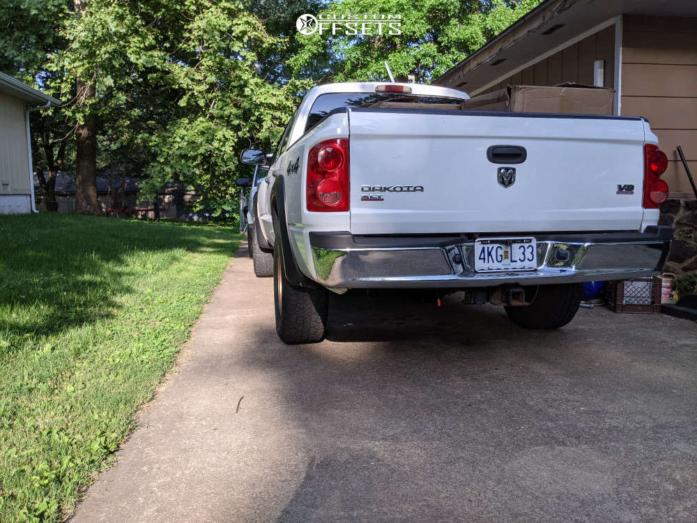 2005 Dodge Dakota with 16x8 0 Vision Flow and 265/70R16 BFGoodrich ...