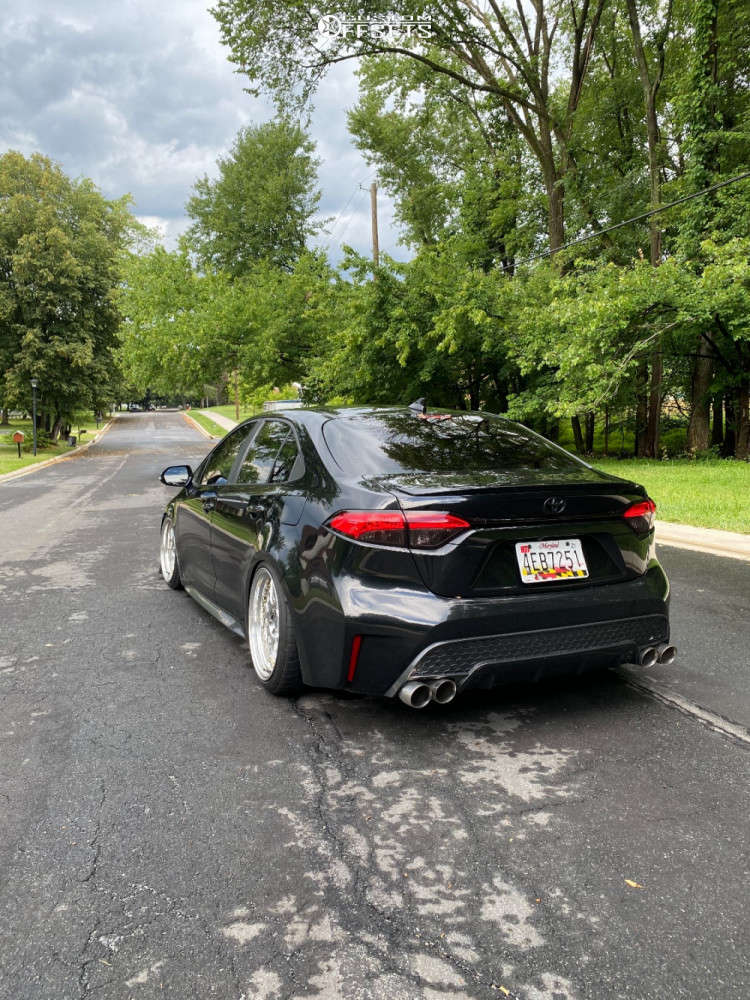 2020 Toyota Corolla with 18x9.5 35 Aodhan Ds01 and 195/45R18 Federal ...