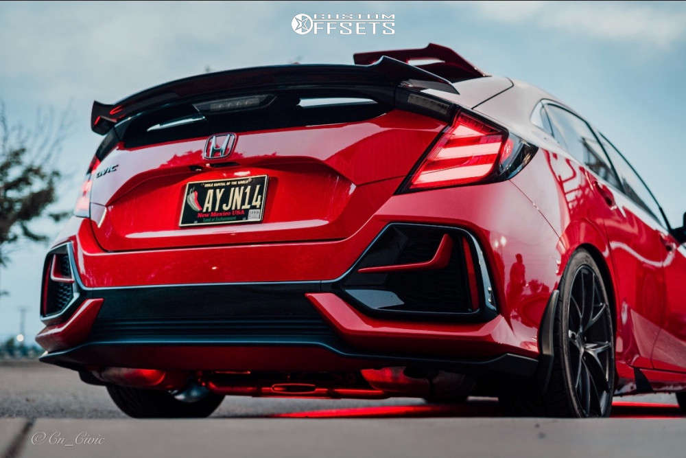 2021 Honda Civic with 18x8 40 Niche Misano and 235/35R18 Nitto Neo Gen ...