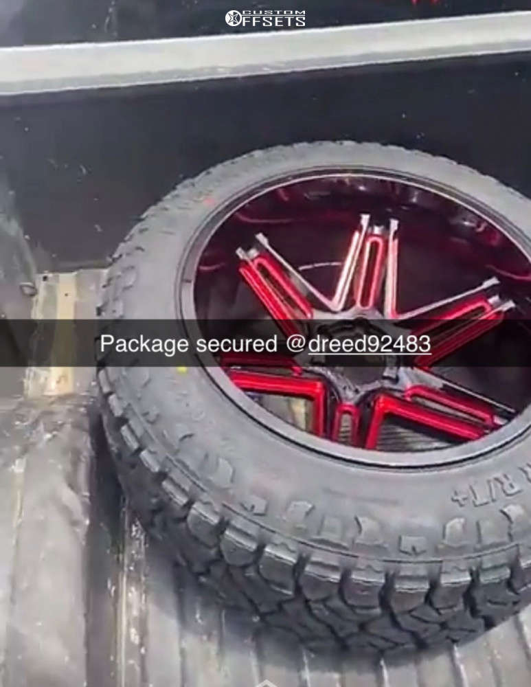 2018 Nissan Titan with 22x12 -51 Vision Razor and 35/12.5R22 Venom ...