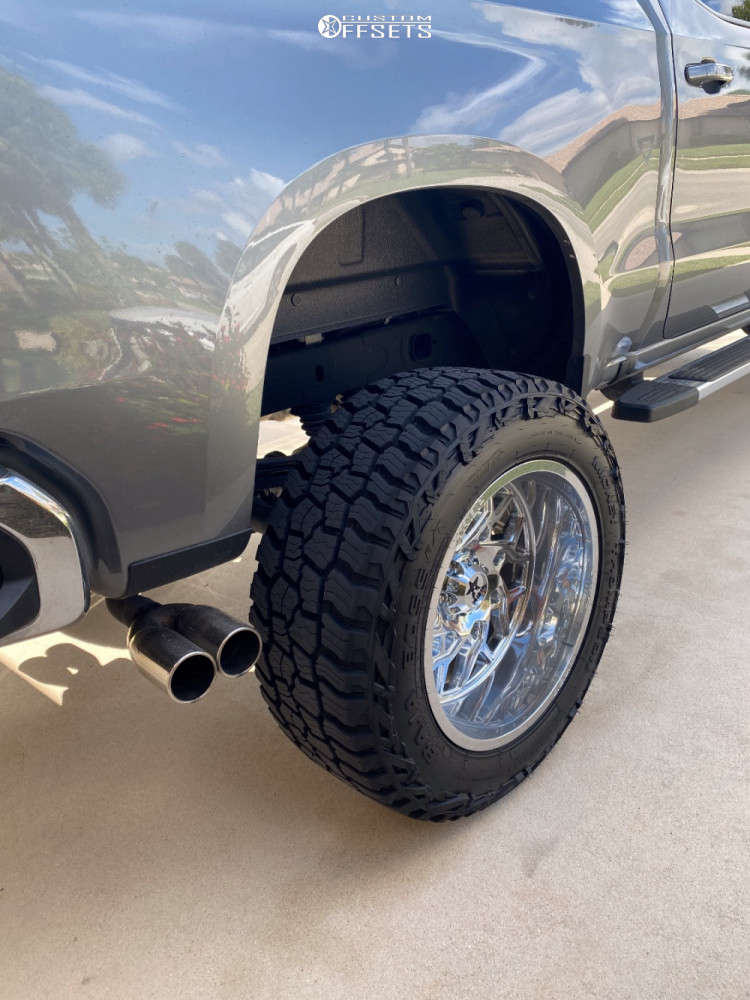 2020 Chevrolet Silverado 1500 with 22x12 -44 RBP 80r and 37/13.5R22 ...