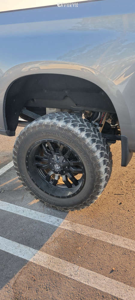 2019 Chevrolet Silverado 1500 with 20x12 -44 Fuel Sledge and 35/12.5R20 ...
