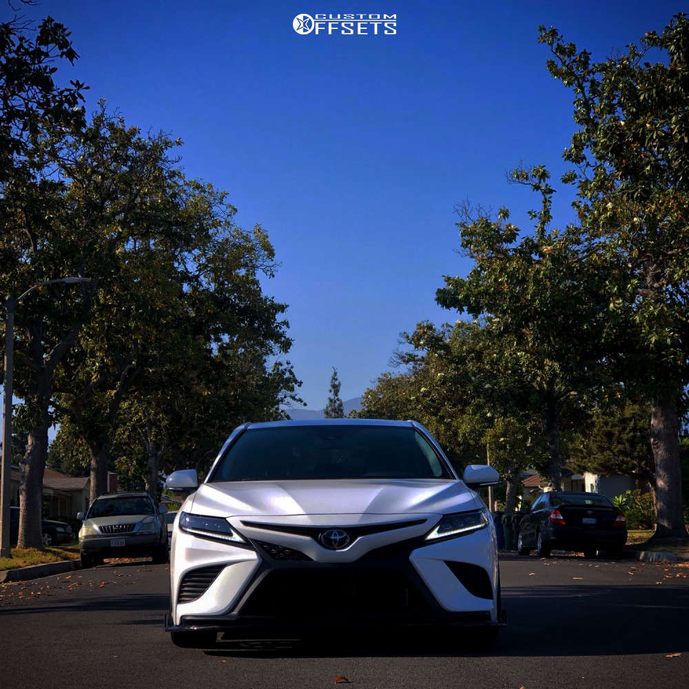 2020 Toyota Camry with 19x9.5 30 ESR Cs11 and 235/30R19 Saffiro and ...