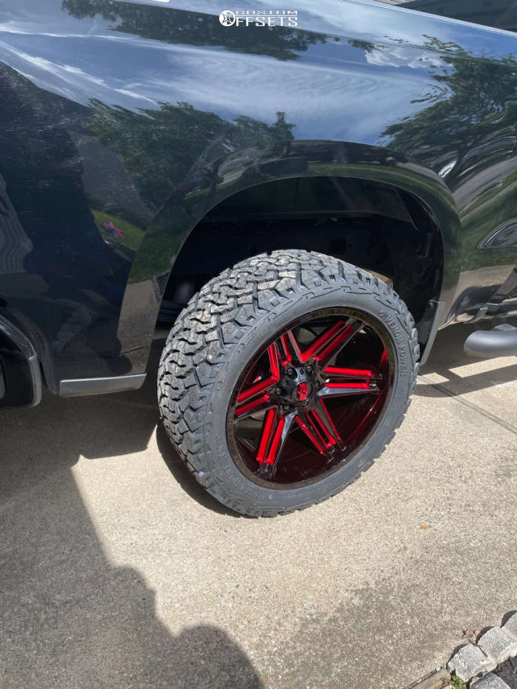 2019 Chevrolet Silverado 1500 with 22x10 -19 Vision Razor and 33/12 ...