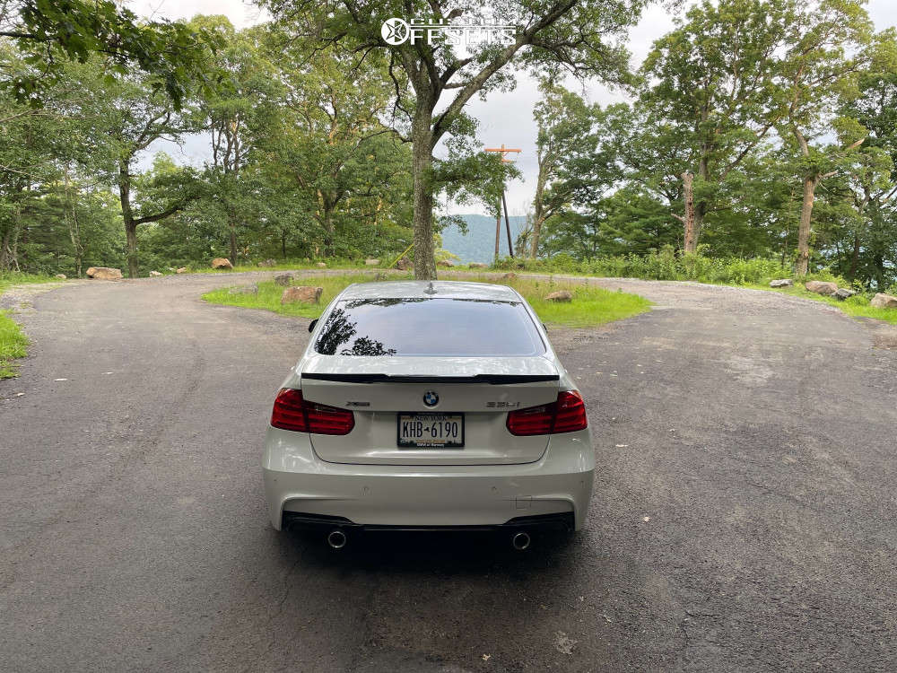 2015 BMW 335i XDrive with 18x9.5 35 Aodhan Ah-x and 245/40R18 Dunlop Sp ...