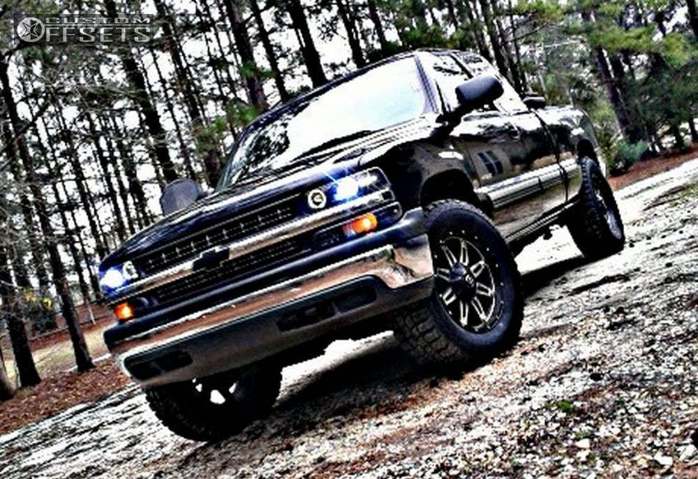 2002 Chevrolet Silverado 1500 with 20x9 6 Fuel Hostage and 35/12.5R20 ...