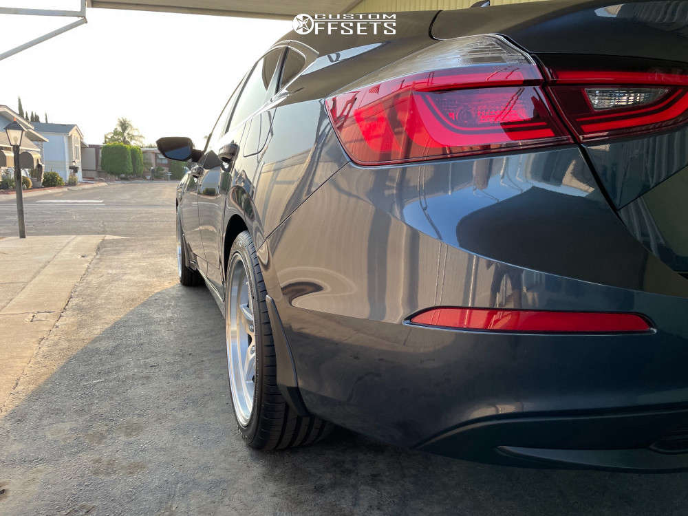 2020 Honda Insight with 18x8.5 35 Aodhan Ds05 and 235/40R18 Toyo Tires ...