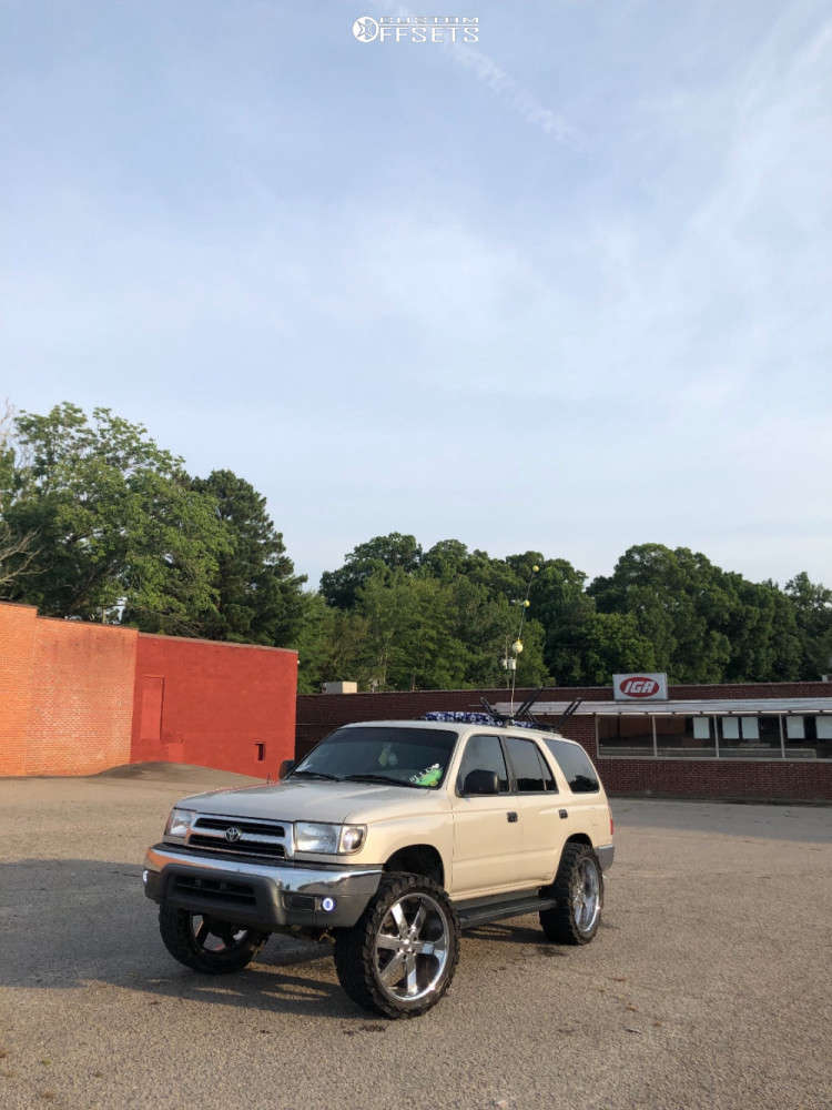2000 Toyota 4Runner with 22x10 -24 U2 U2-55sb and 33/12.5R22 Gladiator ...