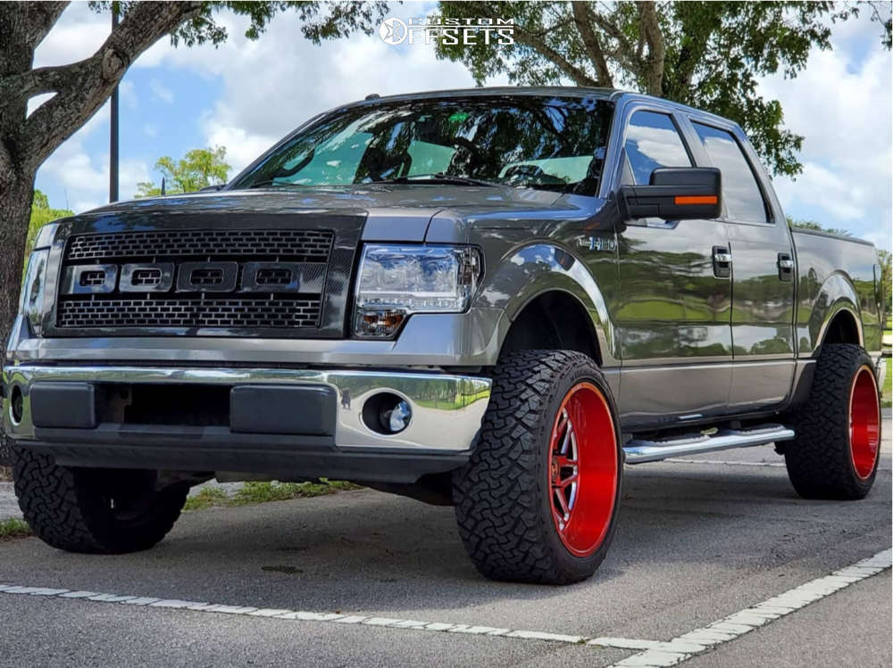 2011 Ford F-150 with 22x12 -44 Hostile H108 and 33/12.5R22 Venom Power Terra Hunter X/t and ...