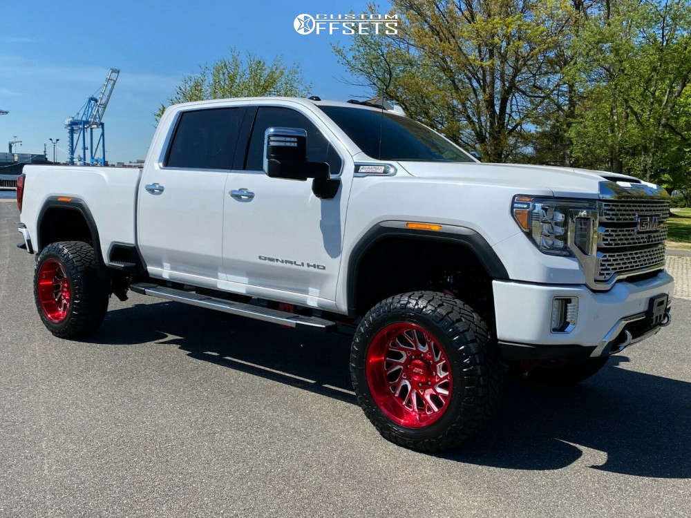 2020 GMC Sierra 2500 HD with 22x12 -44 Tuff T4b and 37/12.5R22 Nitto ...