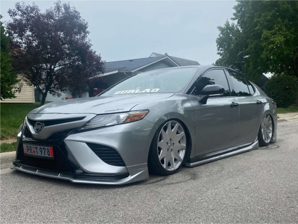 2019 Toyota Camry with 19x8.5 35 MRR Hr3 and 225/35R19 Toyo Tires ...