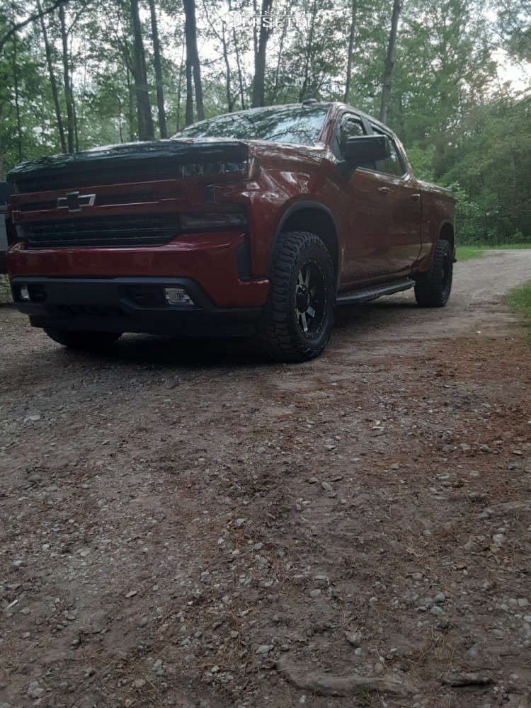 2021 Chevrolet Silverado 1500 with 18x9 -0 Xtreme Mudder Xm-322 and 305 ...
