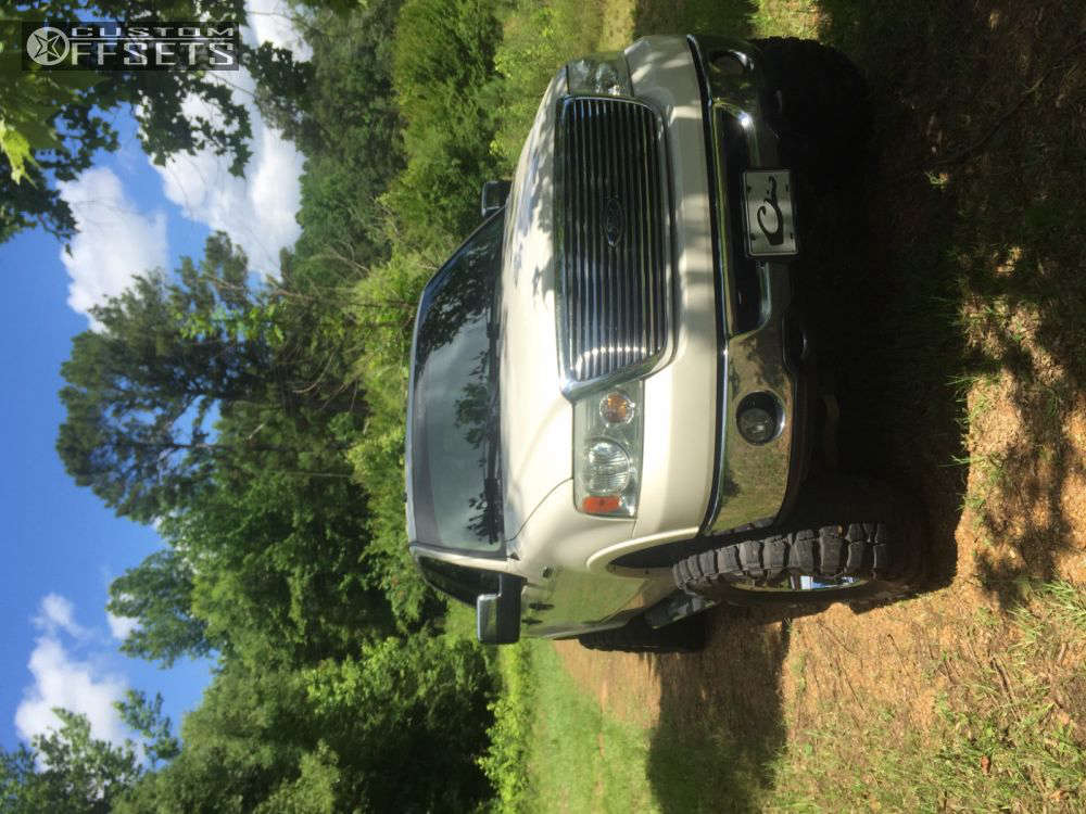 2007 Ford F-150 with 18x10 -25 Mazzi Hulk and 37/13.5R18 Nitto Mud ...