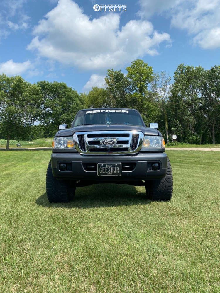 2006 Ford Ranger with 20x12 -44 Moto Metal Mo970 and 33/12.5R20 ...