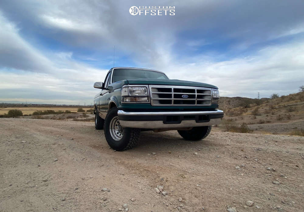 1996 Ford F-150 with 15x7 -6 Pacer Chrome Modular and 31/10.5R15 Toyo ...