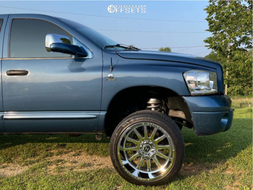 2006 Dodge Ram 2500 with 22x12 -41 Hardcore Offroad Hc13 and 305/40R22 ...