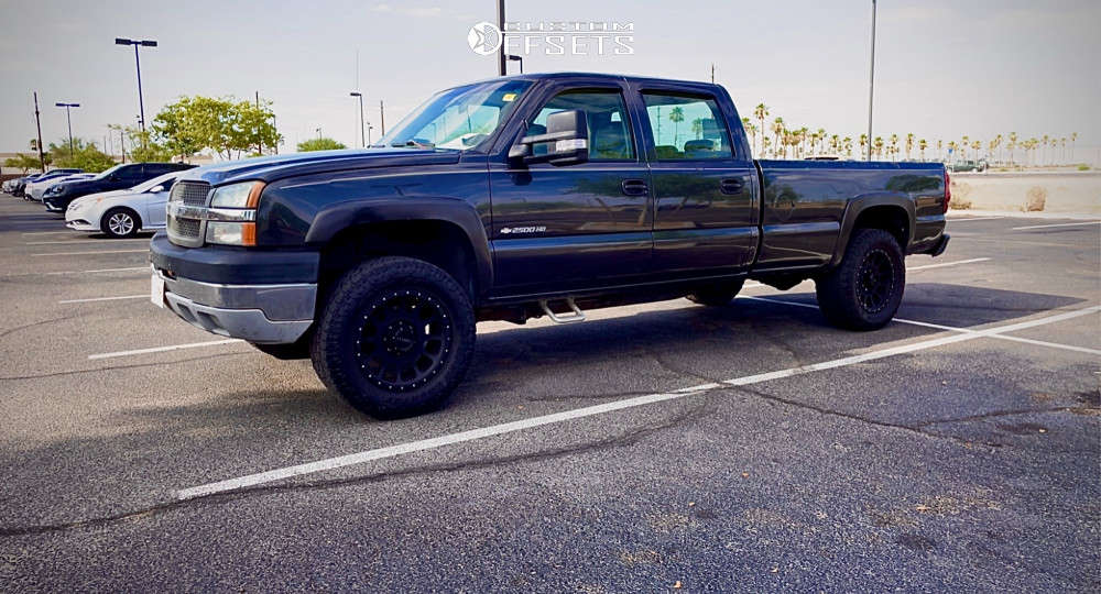 2003 Chevrolet Silverado 2500 HD with 20x10 -18 Method Nv and 35/12 ...