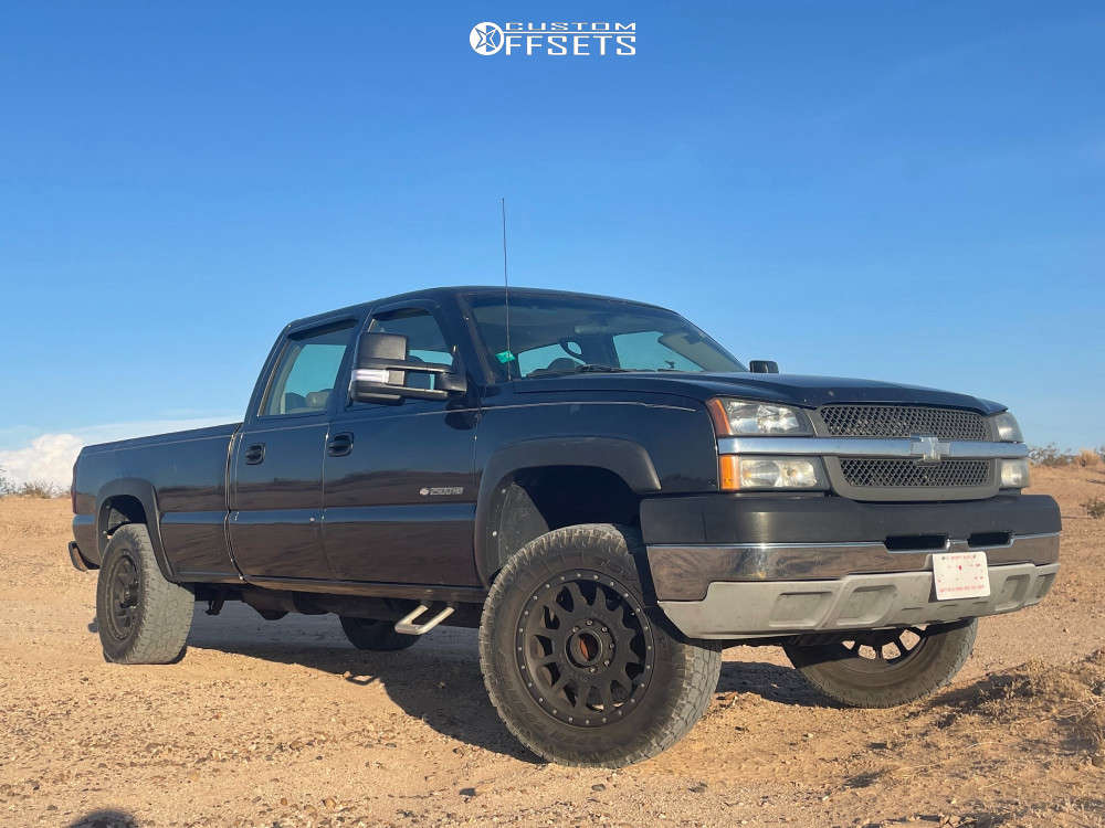 2003 Chevrolet Silverado 2500 HD with 20x10 -18 Method Nv and 35/12 ...