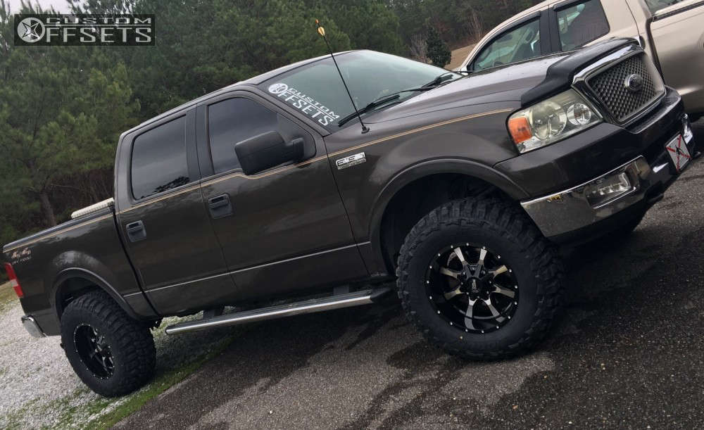 2005 Ford F-150 with 18x10 -24 Moto Metal Mo970 and 35/12.5R18 Federal ...