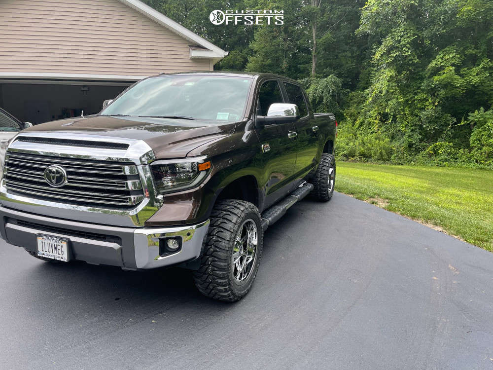 2019 Toyota Tundra with 20x10 -19 IKon Ikon and 32/12.5R20 Federal ...
