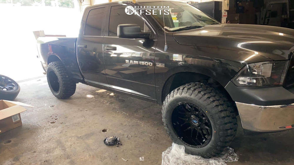 2011 Ram 1500 with 20x12 0 Motiv Offroad Magnus 423b and 35/12.5R20 ...