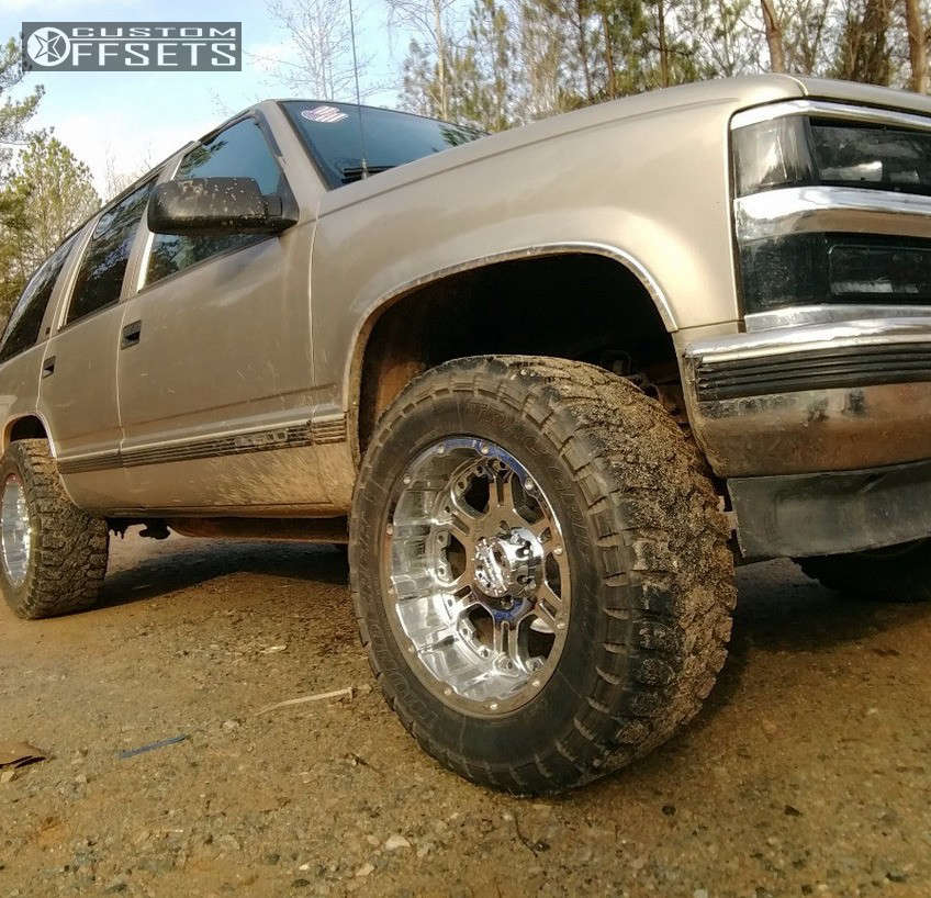 1999 GMC Yukon with 18x10 -24 Gear Off-Road Recoil and 33/12.5R18 ...