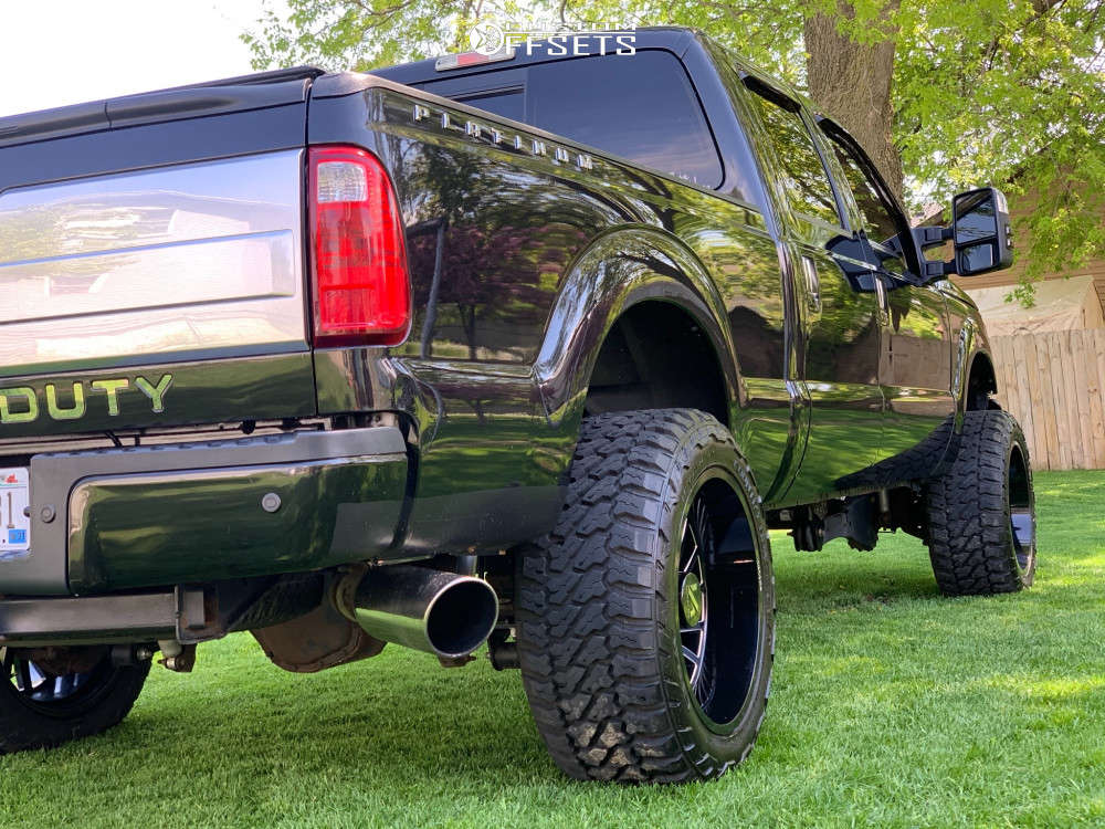 2013 Ford F-250 Super Duty with 22x12 -44 ARKON OFF-ROAD Caesar and 35/ ...
