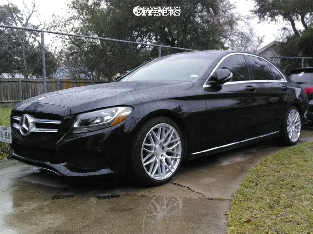 2016 Mercedes-Benz C300 with 18x8.5 40 F1R F103 and 225/40R18 Vercelli ...