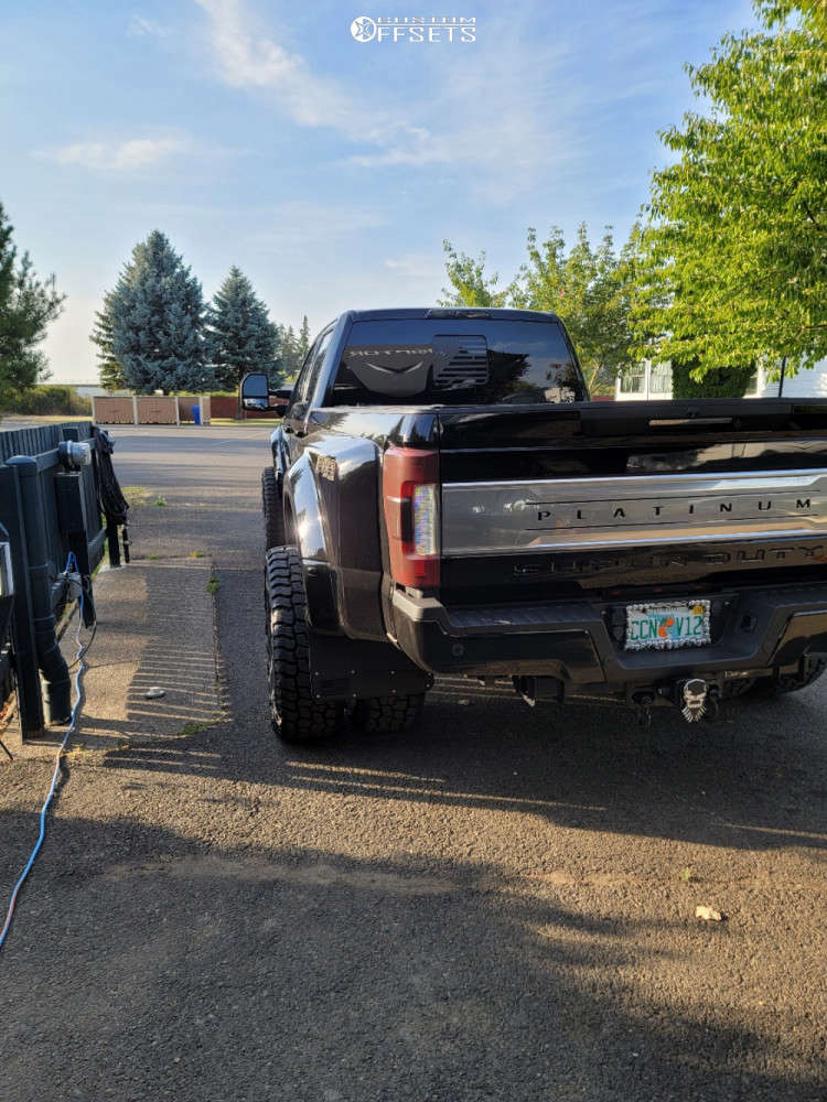 2017 Ford F-450 Super Duty with 22x10 -25 American Force Realm Super ...