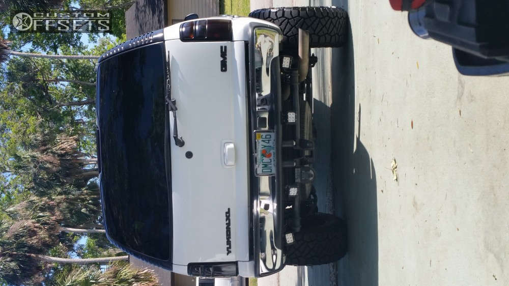 2004 GMC Yukon XL 1500 with 18x10 -19 Alloy Ion Style 189 and 33/12 ...