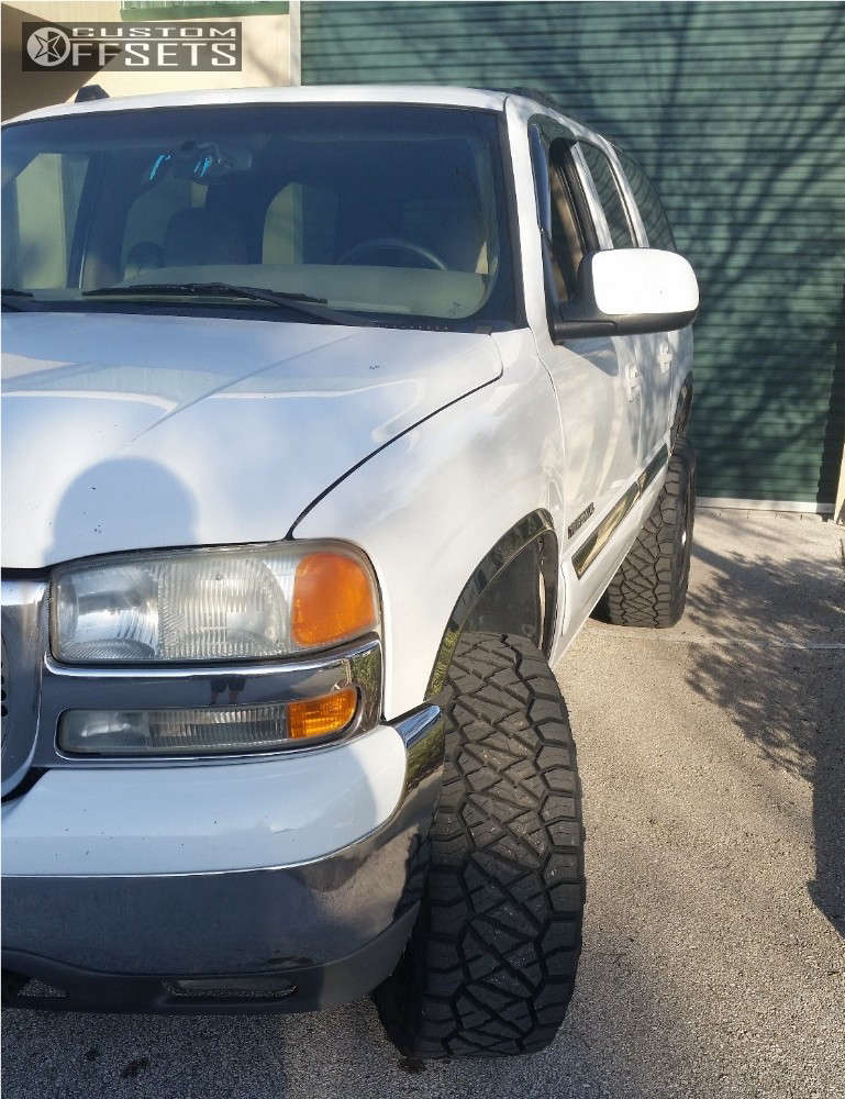 2004 GMC Yukon XL 1500 with 18x10 -19 Alloy Ion Style 189 and 33/12 ...