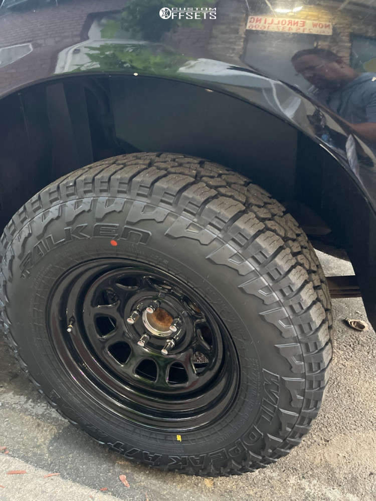 2003 Ford Explorer Sport Trac with 16x8 -6 Vision D Window and 255 ...