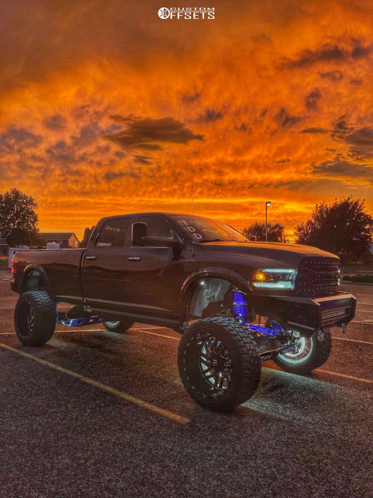 2010 Dodge Ram 2500 with 26x14 -76 TIS 544BM and 40/15.5R26 Fury ...