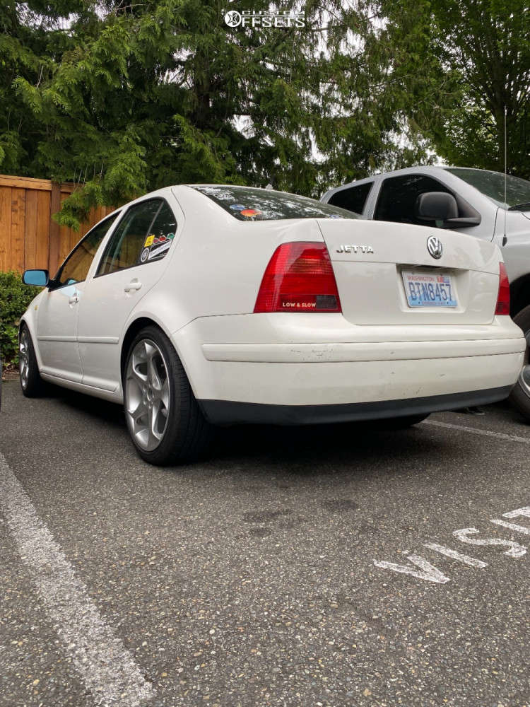 1999 Volkswagen Jetta with 18x8 35 OZ Racing Antares and 225/40R18 ...