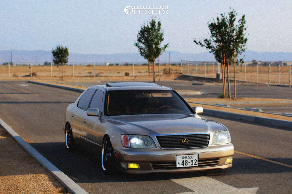2000 Lexus LS400 with 19x8 22 Racing Hart S3 Pro and 215/35R19 Accelera ...