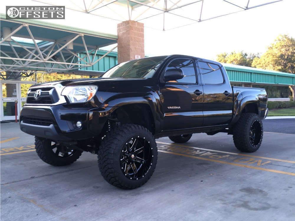 2012 Toyota Tacoma with 20x12 -44 Ballistic Rage and 33/12.5R20 Free ...