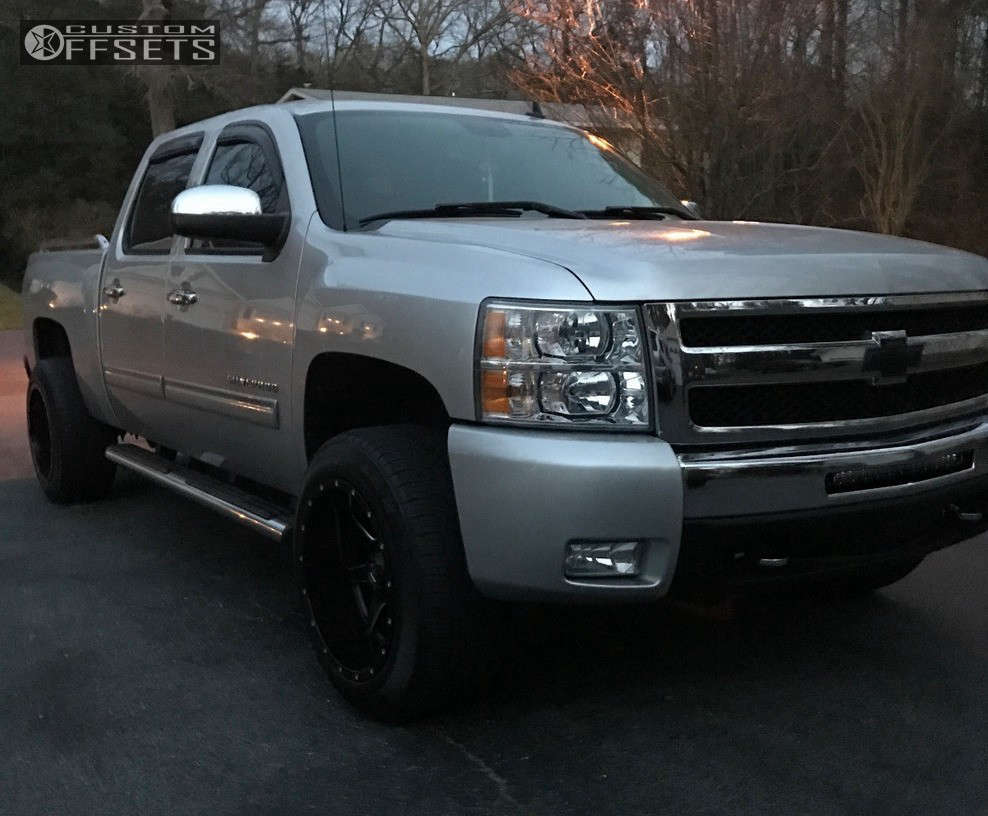 2011 Chevrolet Silverado 1500 with 20x12 -44 Fuel Maverick and 275 ...