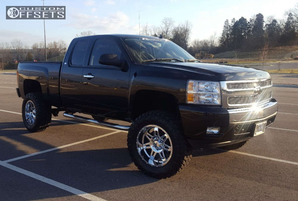 2007 Chevrolet Silverado 1500 with 20x10 -24 Moto Metal Mo975 and 35/12 ...