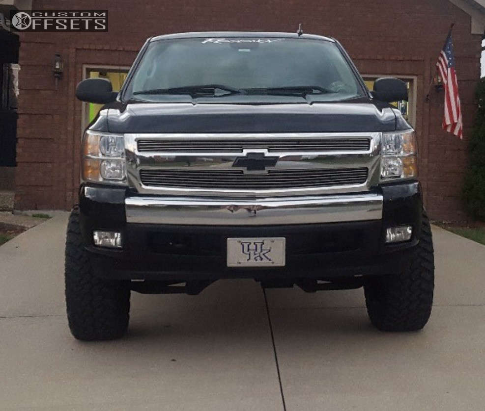 2007 Chevrolet Silverado 1500 with 20x10 -24 Moto Metal Mo975 and 35/12 ...