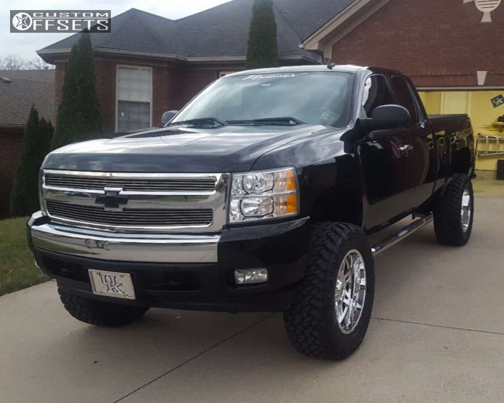 2007 Chevrolet Silverado 1500 with 20x10 -24 Moto Metal Mo975 and 35/12 ...