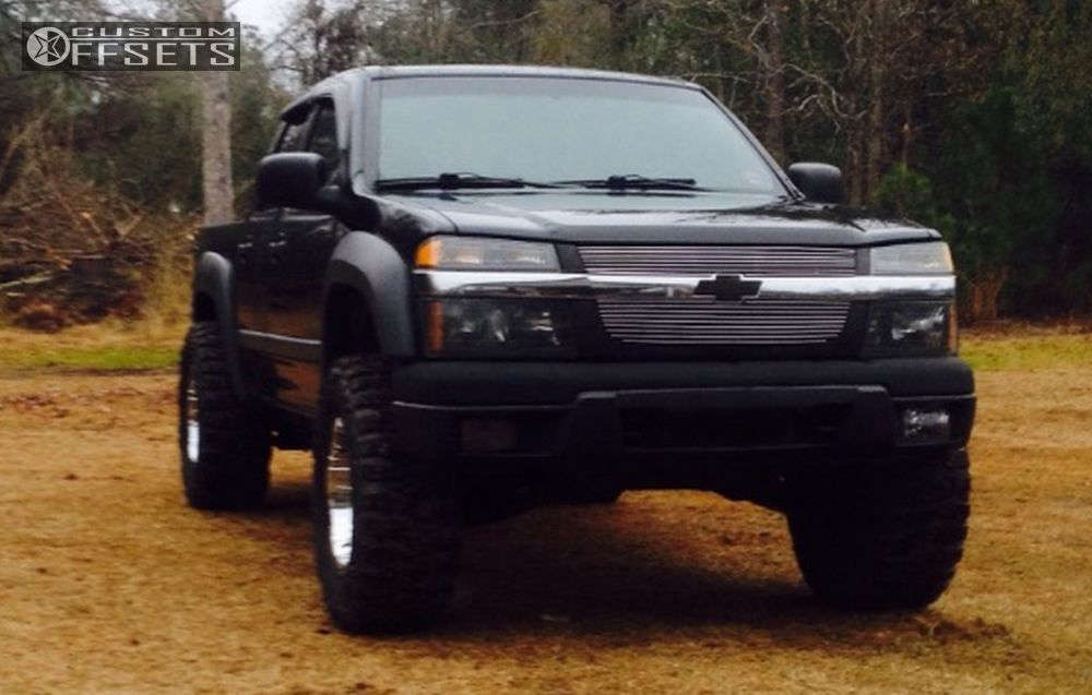 2004 Chevrolet Colorado with 17x9 -12 Moto Metal MO951 and 33/12.5R17 ...