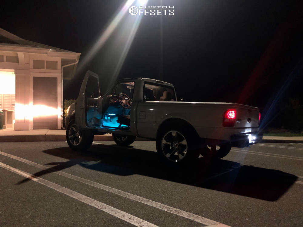 2006 Ford Ranger with 20x9 19 4Play Dg56 and 275/60R20 Bridgestone ...