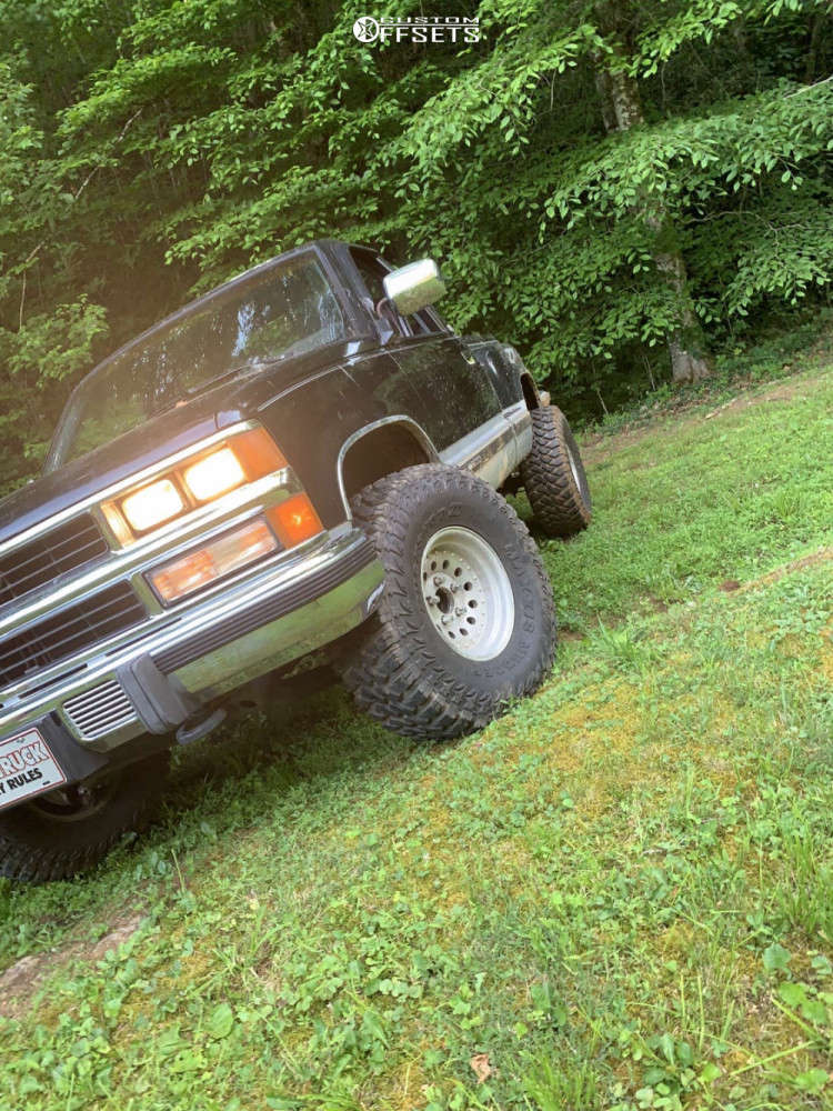 1989 Chevrolet K1500 with 15x10 -44 American Racing Outlaw Ii and 33/12 ...