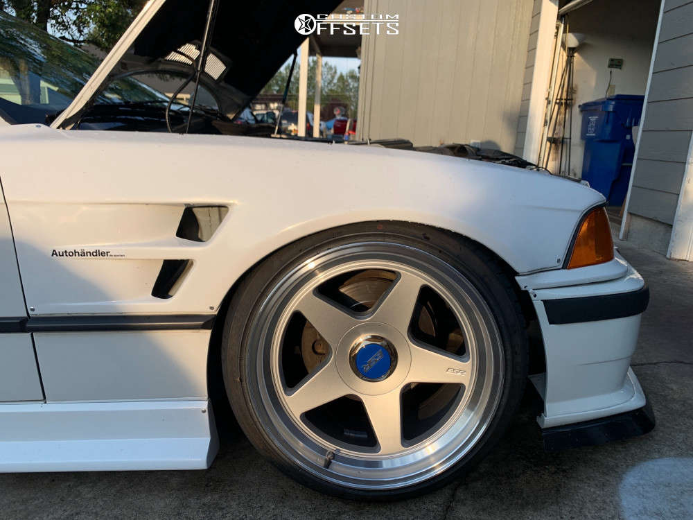 1994 BMW 325is with 18x10.5 15 ESR Forged CR5 and 225/40R18 Cosmo and ...
