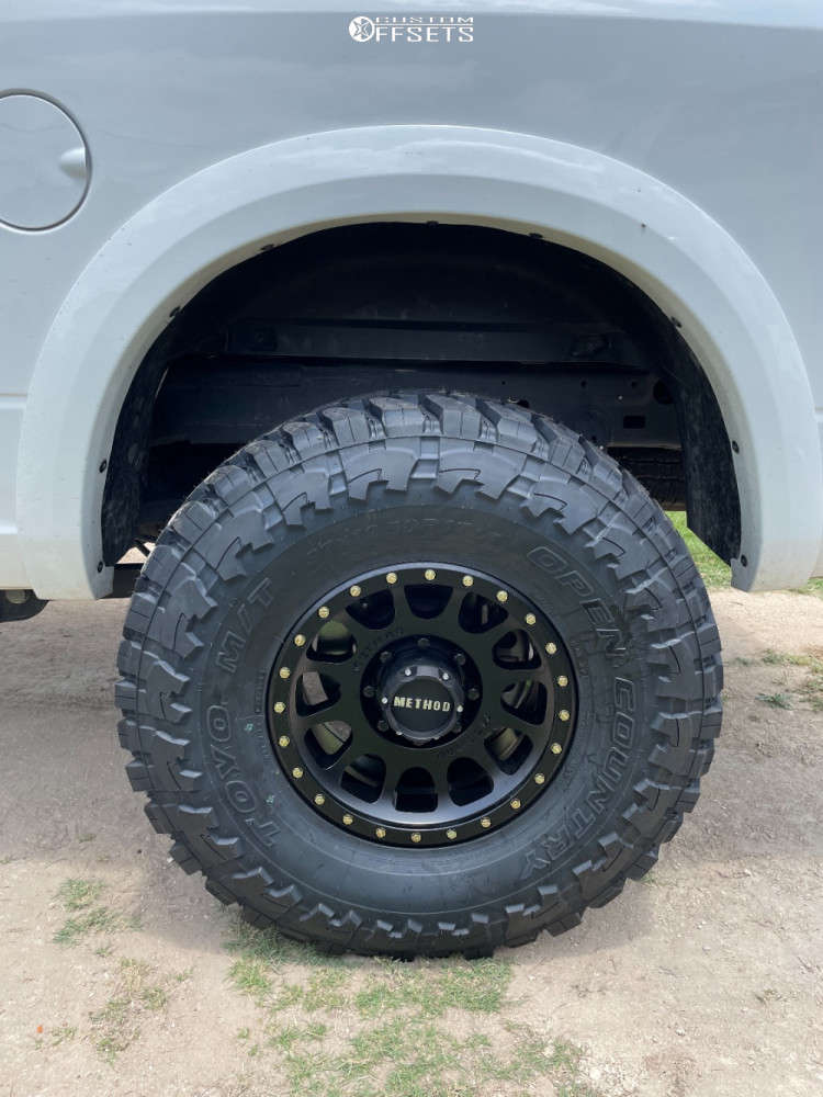 2018 Ram 2500 with 17x8.5 0 Method Mr305 and 37/12.5R17 Toyo Tires Open ...