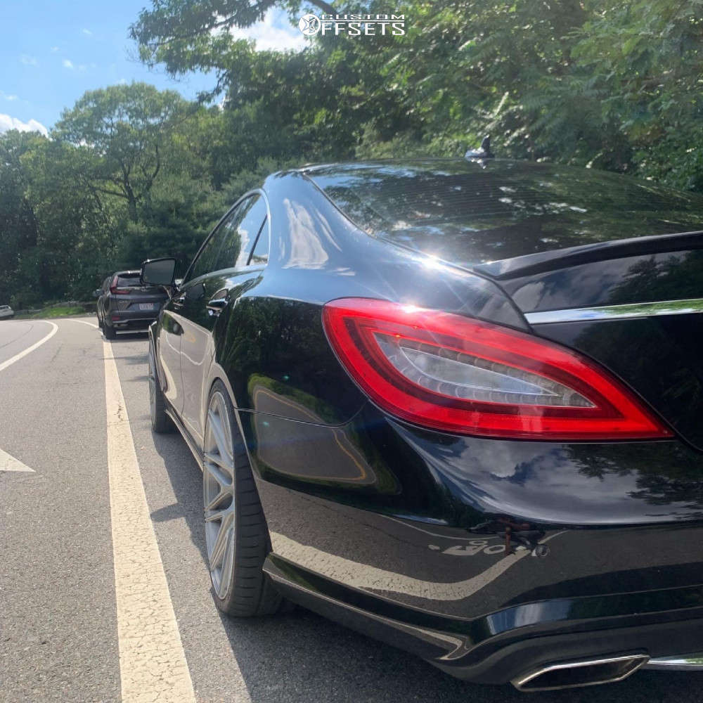 2012 Mercedes-Benz CLS550 with 20x9 30 Verde Vff01 and 255/35R20 ...