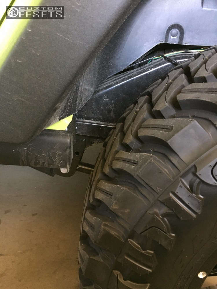 2016 Jeep Wrangler with 18x10 -24 Moto Metal Mo970 and 33/12.5R18 ...