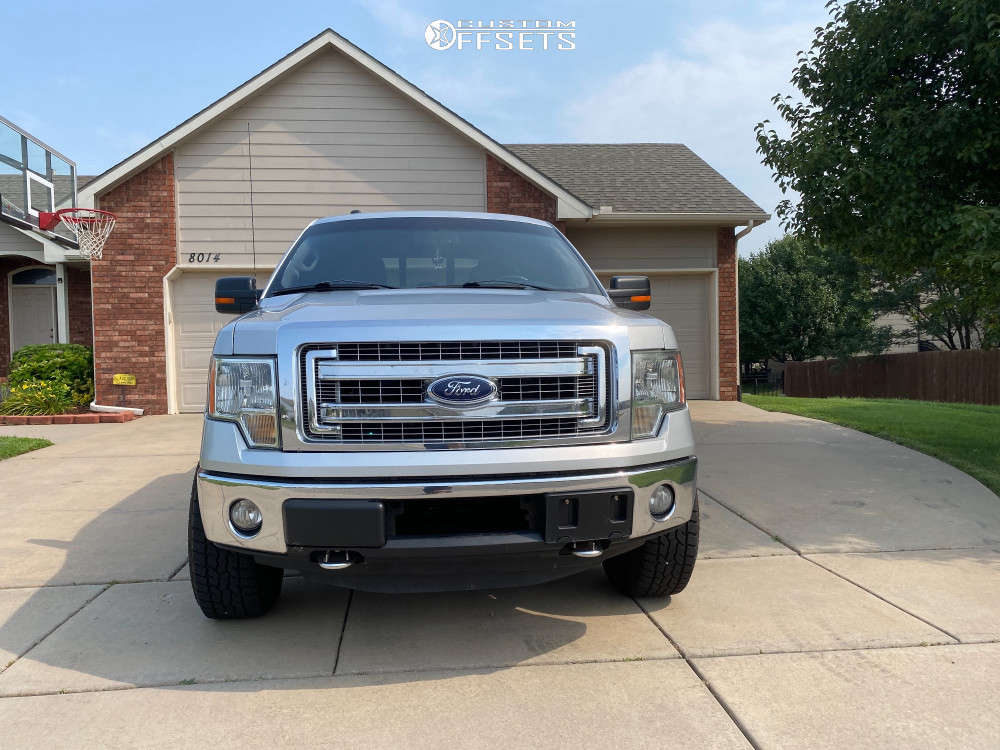 2013 Ford F-150 with 17x10 -12 Ballistic 854 and 25/12.5R17 Ironman All ...