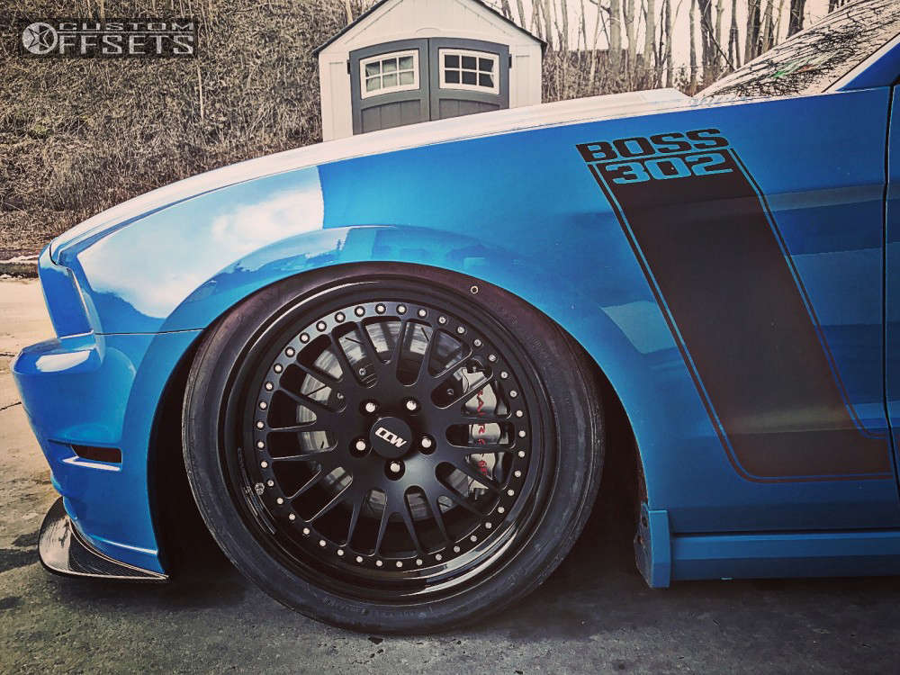 2013 Ford Mustang with 19x9 25 CCW Classic 3 Piece and 245/40R19 Nitto ...